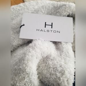 H by Halston | Sweaters | Halston Womans Vneck Long Sleeve Xs | Poshmark